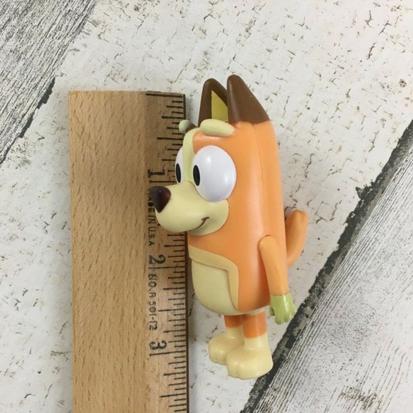 Bluey | Toys | Bluey And Friends Family Chilli Mom Posable Figure ...